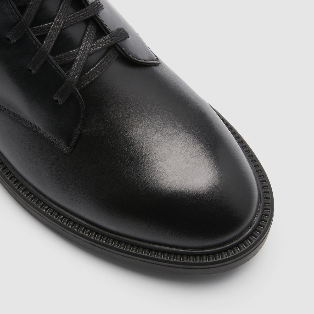 SCOUT F4 BLACK – Yolo Shoes Emerald